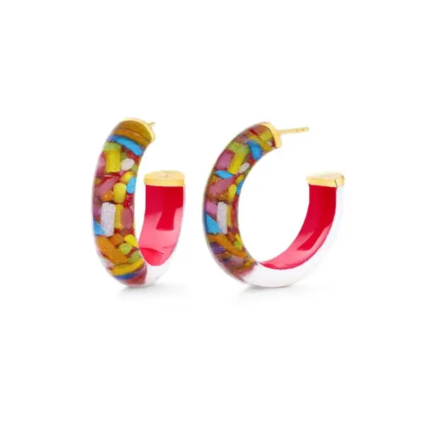 GOLD & HONEY Sprinkle Lucite Hoop Earrings - Red/gold