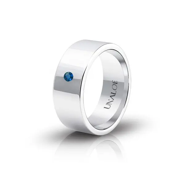 UNALOE Wide Band Ring With Sapphire - Blue/silver
