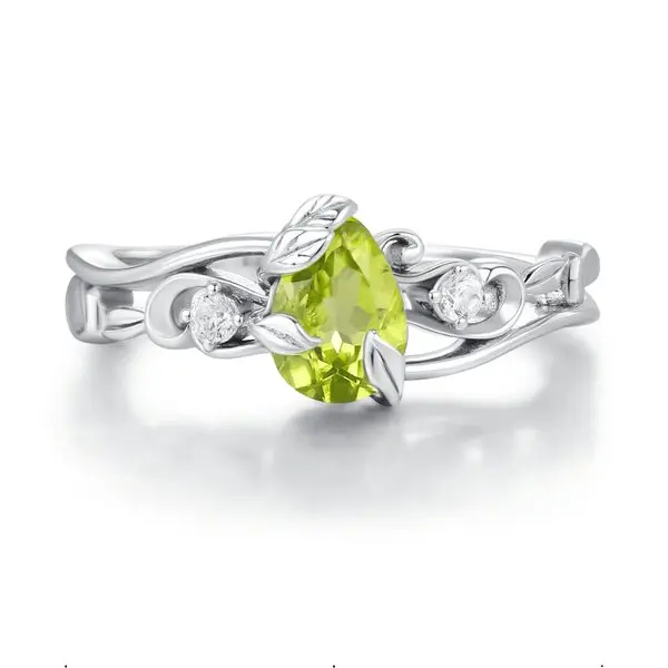 AZURA JEWELRY NEW YORK Springtide Bloom Peridot Ring - Silver