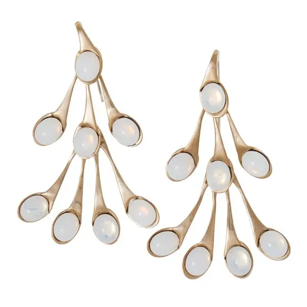 CASTLECLIFF Palace Earrings - White
