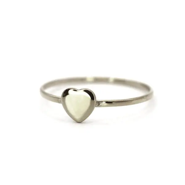 VICSTONENYC FINE JEWELRY 14k Gold Heart Ring - White