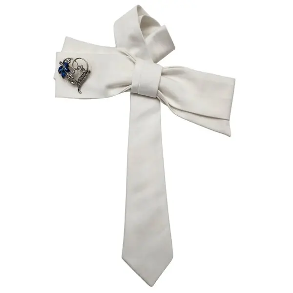 NANDANIE White Grace Bowtie-brooch Edition Sapphire Heart Swirl - Blue