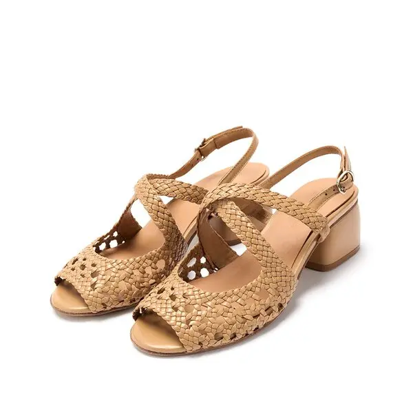 NAGUISA Woven Sandals - White