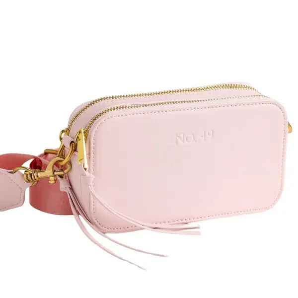 NO.49 HANDBAGS Kiki Camera Crossbody Bag - Pink