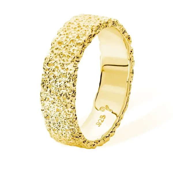 LUCY QUARTERMAINE Middle Hula Vermeil Ring - Gold