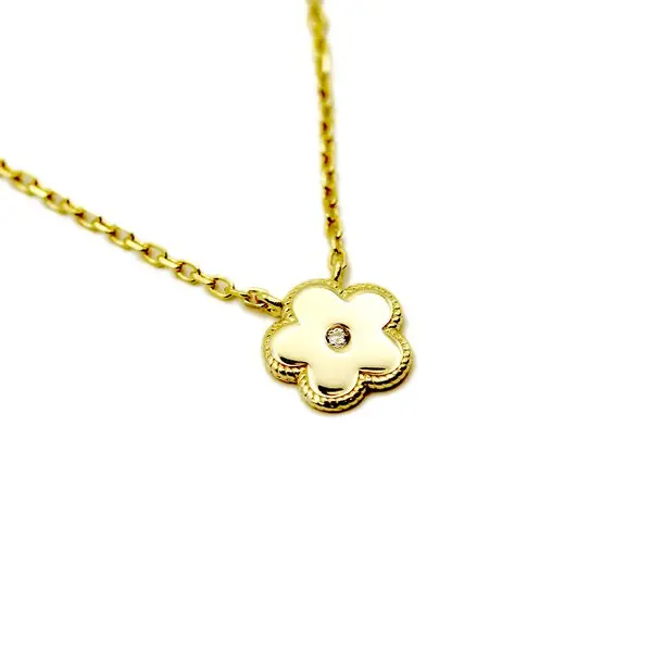 VICSTONENYC FINE JEWELRY Baby Diamond Flower Pendant Necklace - Gold