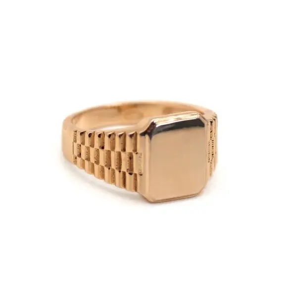 VICSTONENYC FINE JEWELRY Square Signet Vermeil Ring - Rose Gold