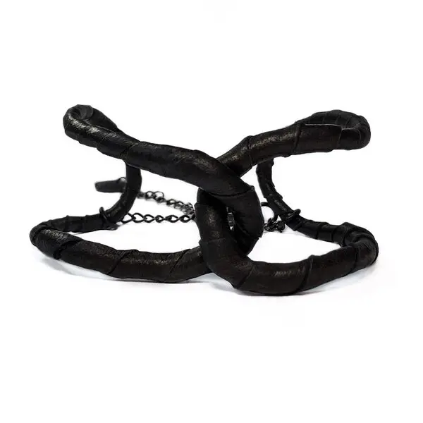 WAIWAI Link Leather Cuff Bracelet - Black