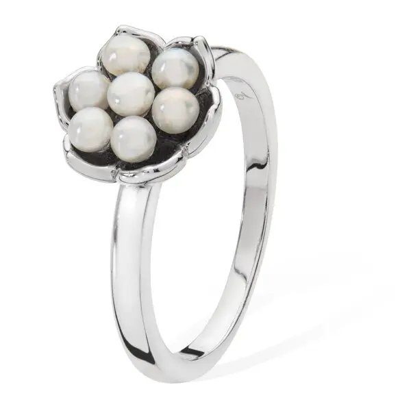 LUCY QUARTERMAINE Sterling Royal Pearl Flower Ring - Silver