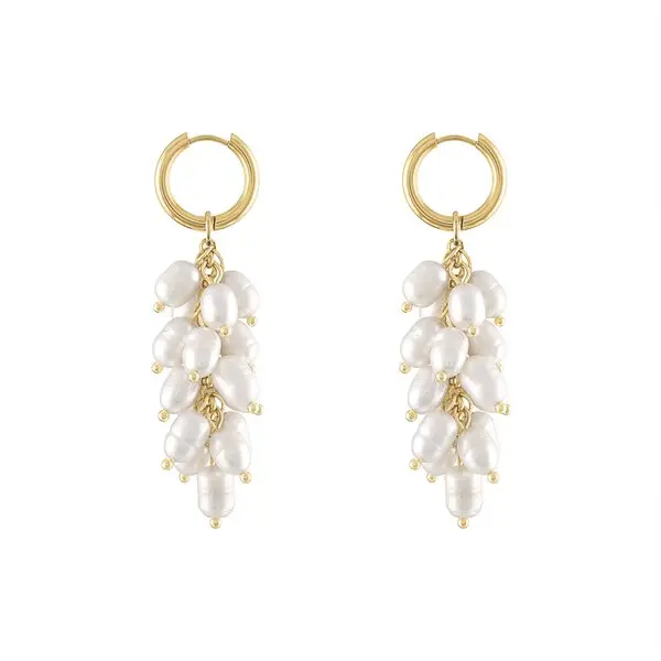 OLIVIA LE Azalea Freshwater Pearl Hoop Earrings - Gold