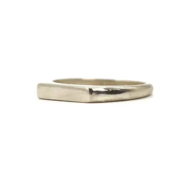VICSTONENYC FINE JEWELRY Timeless Signet Bar Ring - White