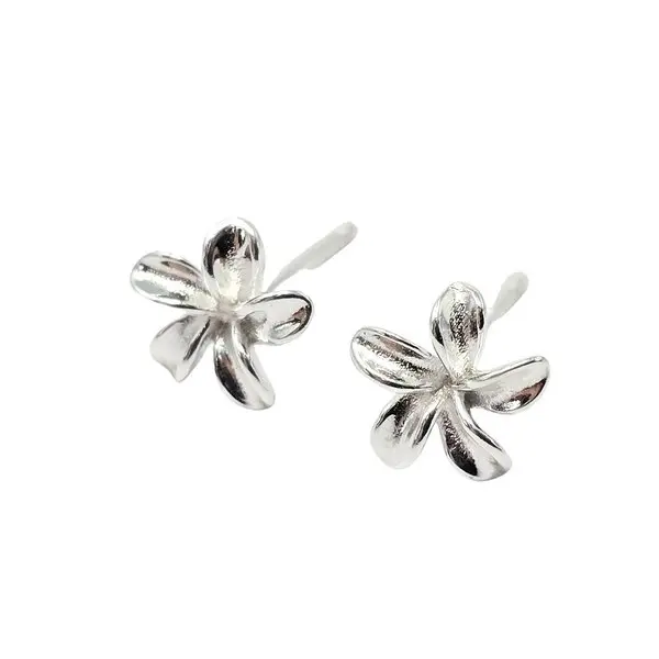 HARFI 925 Sterling Flower Stud Earrings - Silver