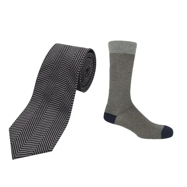 PEPER HAROW - MADE IN ENGLAND Tie And Socks Set - Grey