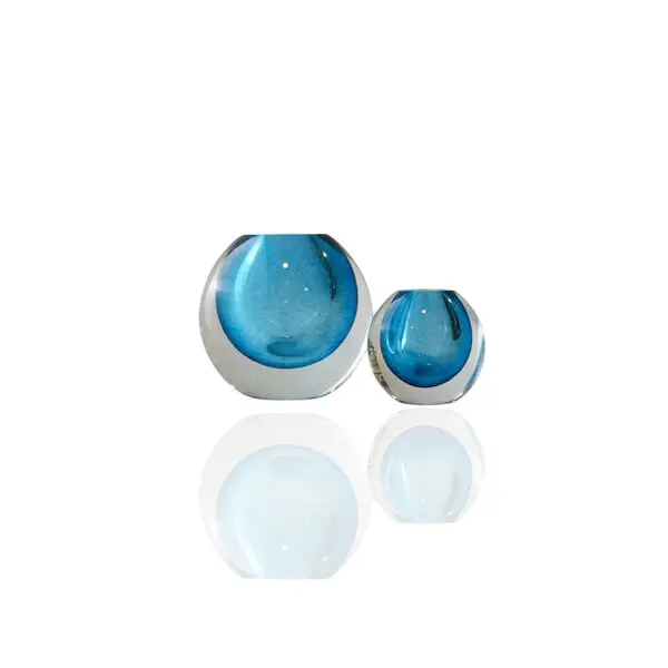 MARLETH Blue / White Set Of Two Murano Colored Glass Sphere Sculpture – Ocean Blue Core - Blue/white