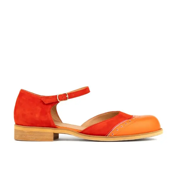 EMBASSY LONDON USA Gigot Mary Jane Flat