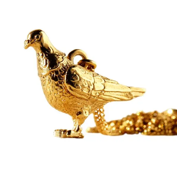 LEE RENEE Pigeon Pendant Necklace - Gold