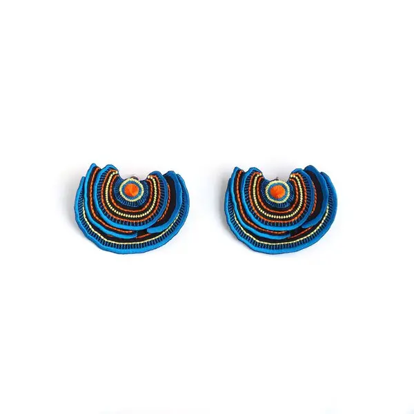 NANA WATANABE Turkey Tail Embroidered Earrings - Blue/black
