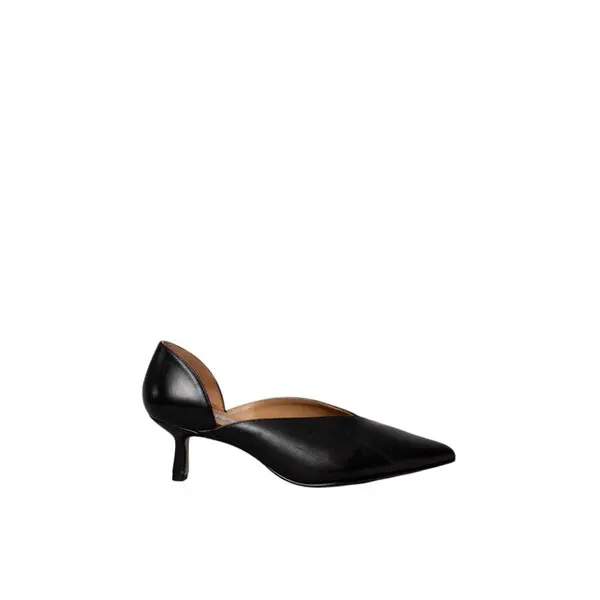 BLANKENS The Radford Pumps