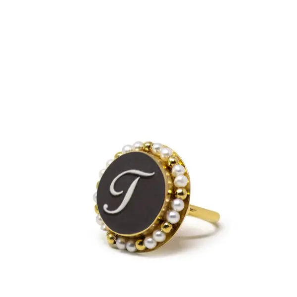 VINTOUCH ITALY Initial Cameo Ring With Pearls - Gold/black