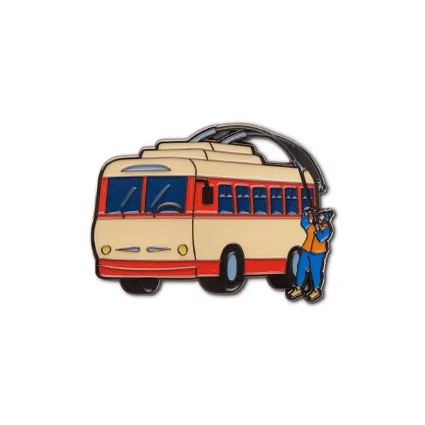 MAKE HEADS TURN Neutrals Magnet Trolleybus - Black