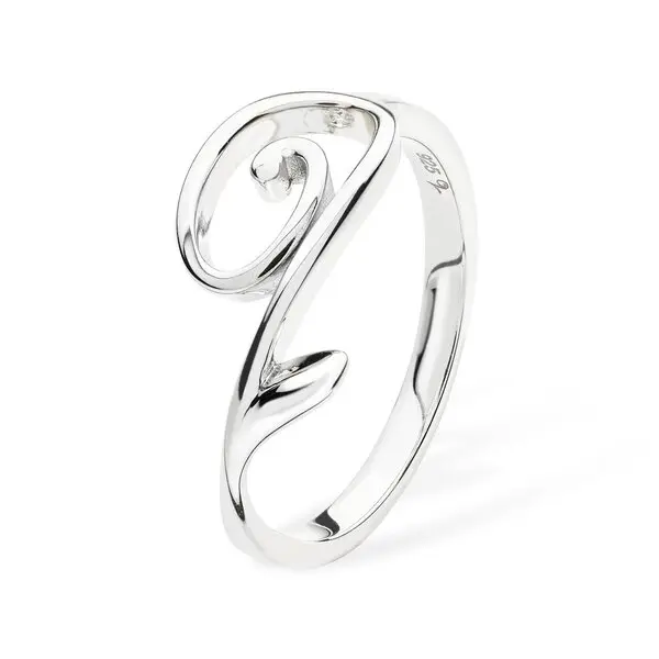 LUCY QUARTERMAINE Solid Sterling Q Ring - Silver