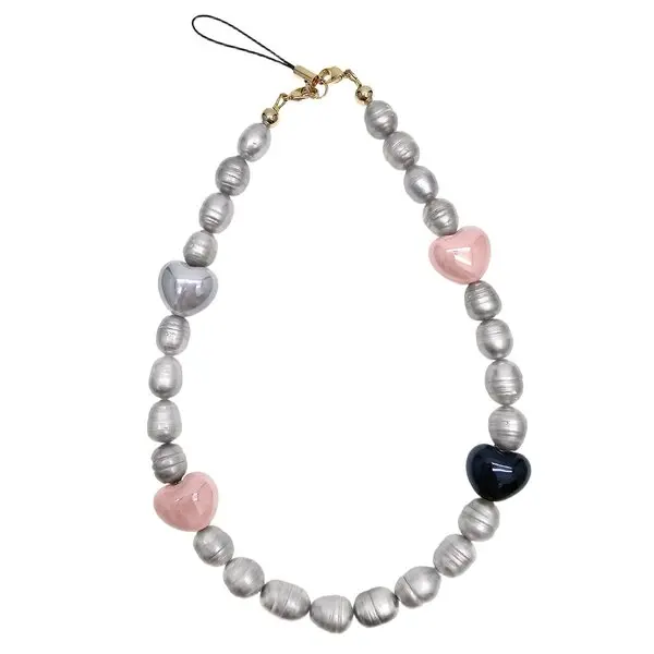 FARRA Freshwater Pearls With Pink Ceramic Hearts Phone Strap - Grey