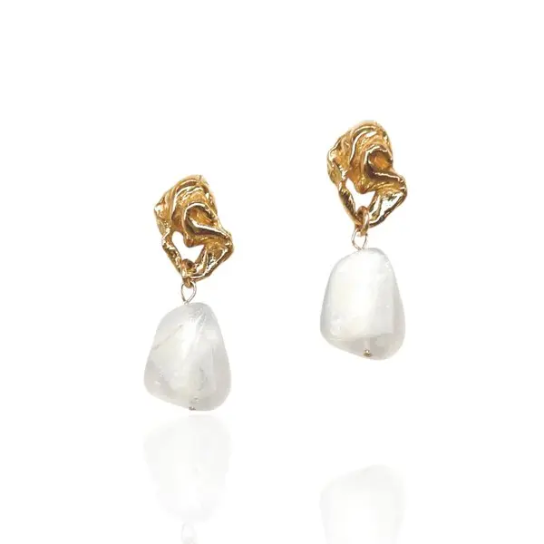 BIO-TRIMMINGS Carrara Drop Earrings - Gold