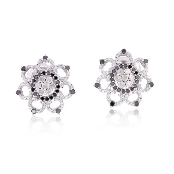 ARTISAN 18k White Gold Diamond Floral Stud Earrings - White/black