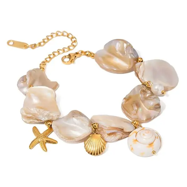 OLIVIA LE Shelly Seashell Charm Bracelet - Gold