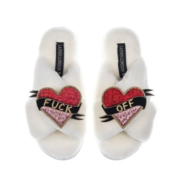 LAINES LONDON Classic Slippers With Brooches - White