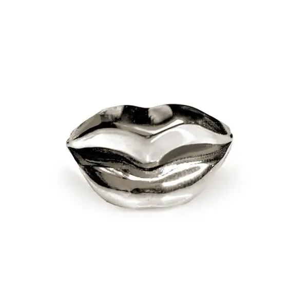 PERRY GARGANO Sculptural Lips Brass Ring - Silver
