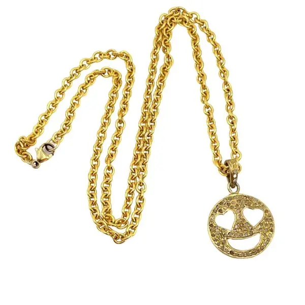 AMY DELSON JEWELRY Lovejoy Diamond Heart Emoji Medallion Necklace - Gold