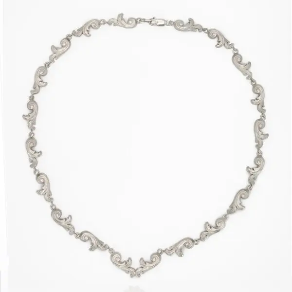 GABRIELLA ALICIA Acanthus Vita Necklace - Silver