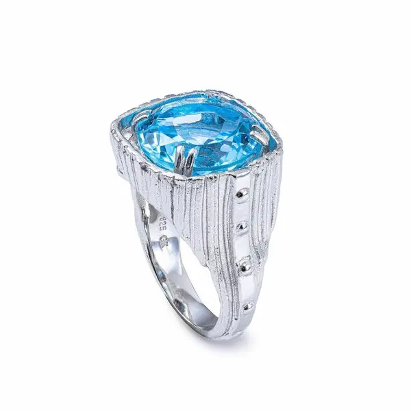 GERMAN KABIRSKI Lyric Blue Topaz Textured Silver Ring - Blue/silver