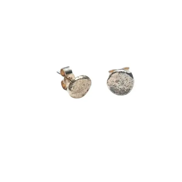 OOLO LONDON The Splat Recycled Studs - Gold