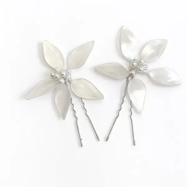 NUVV COLLECTION Floral Mother Of Pearl Hair Pins Set Of Two - White
