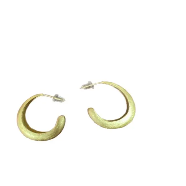 Saachi Open Hoop Earrings - Gold