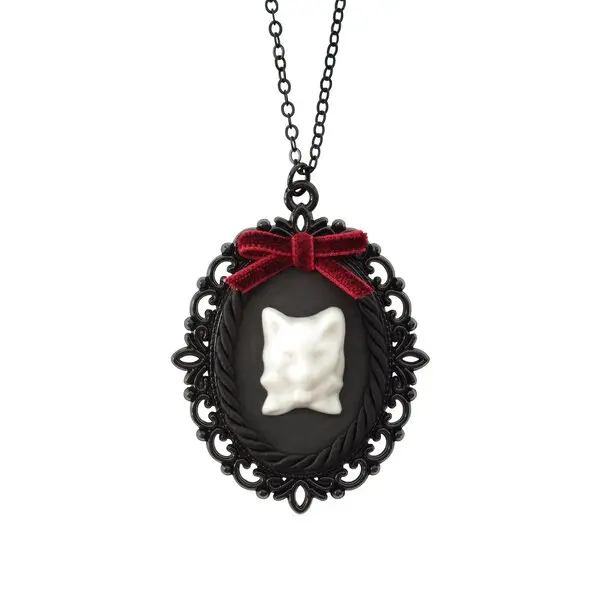 POPORCELAIN Porcelain Cat Cameo Pendant Necklace - Red/white/black