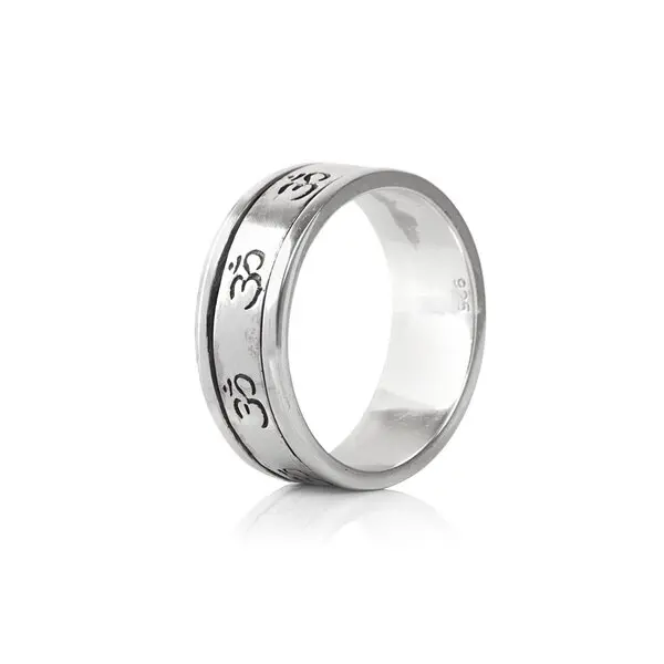 THE JEWELLERY STORE LONDON Spinner Om Band Ring - Silver