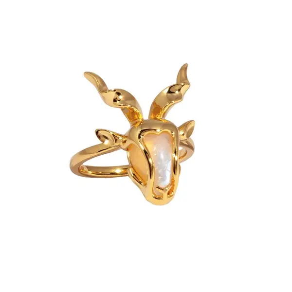 MARIE JUNE JEWELRY Ethereal Goat Moonstone Ring - Gold