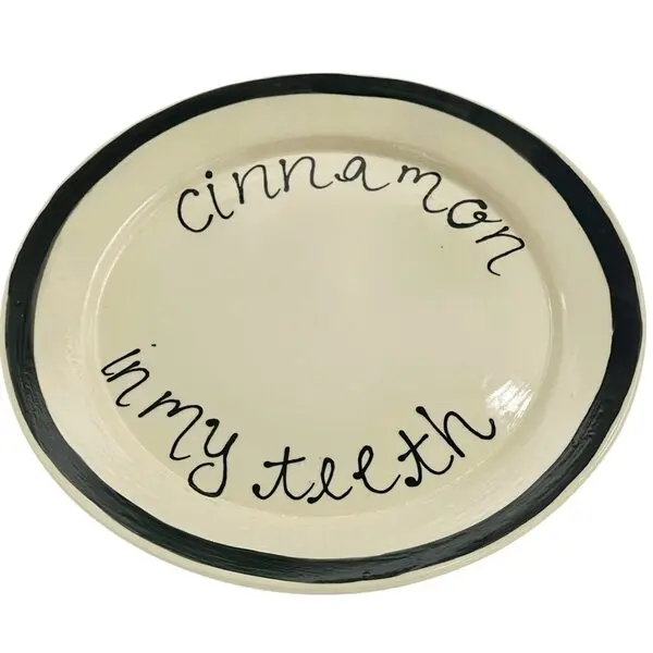 L&CLAY CERAMICS Cinnamon In My Teeth Dinner Plate - Black