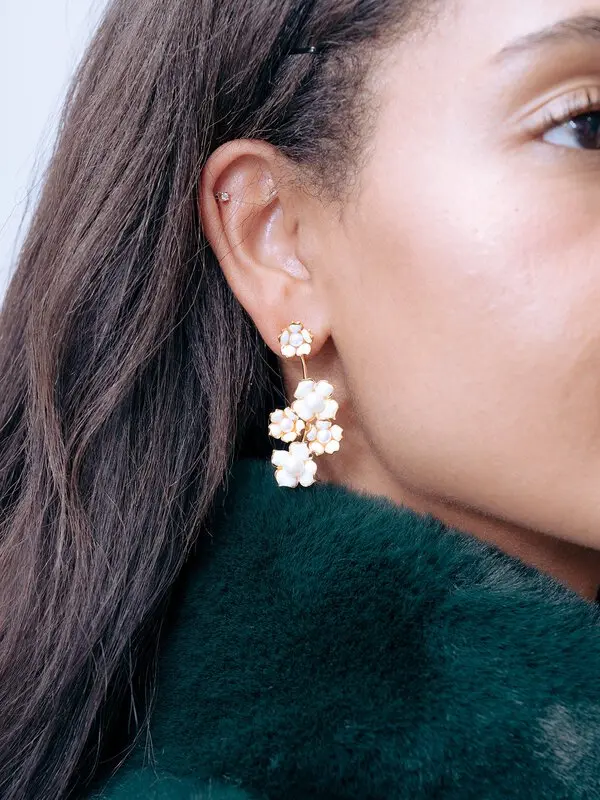 THE PINK REEF Floral Dangle Earrings - White