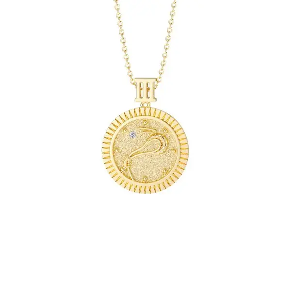 VANIMY Strength & Bravery Coin Medallion Necklace - Gold