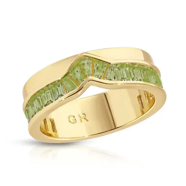 GLAMROCKS JEWELRY Peak Baguette Band Ring With Peridot - Gold