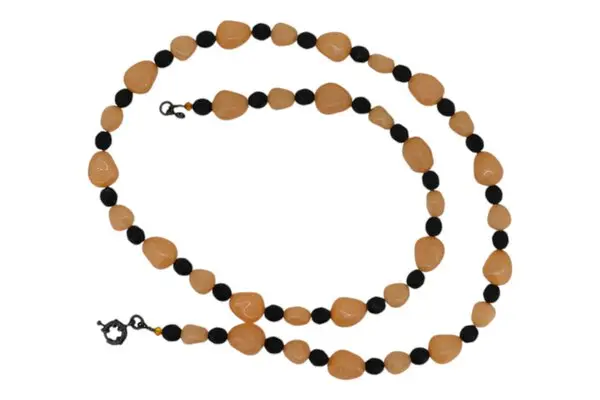 VICKISARGE Pumpkin Parade Glass Necklace - Black/orange