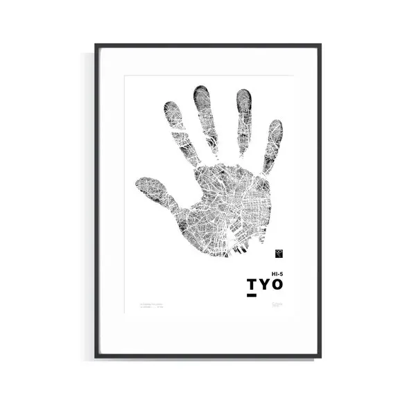 Curiosity Snug Hi-five Series Tyo Tokyo Limited Edition Print - Black