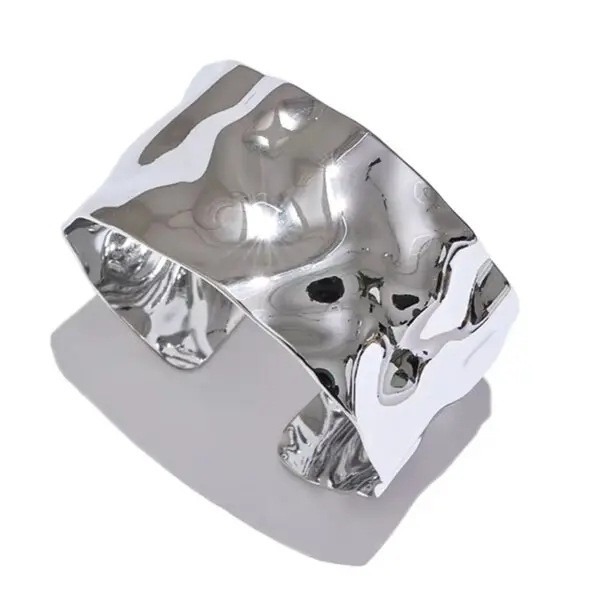 OLIVIA LE Rhea Hammered Cuff Bracelet - Silver