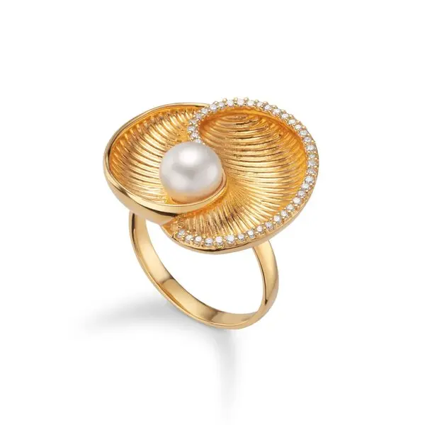 AUGUSTINE JEWELS Baroque Pearl And Diamond Shell Ring - Gold/white