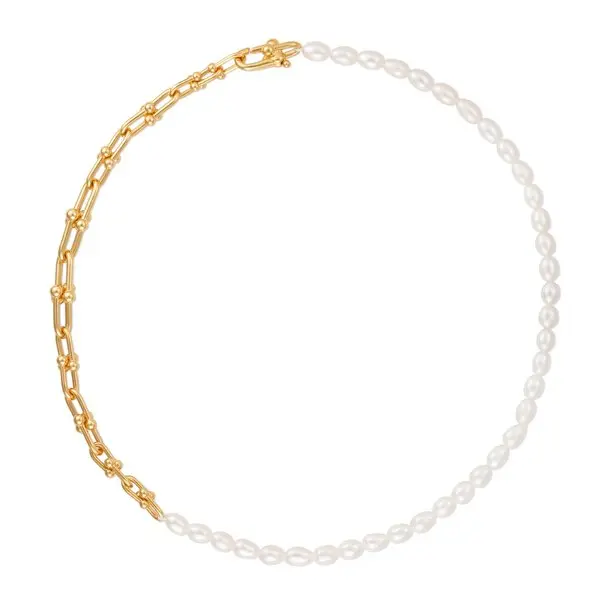 ARCTIC FOX & CO. Kallie Gold Links Half Pearl Necklace - Gold/white