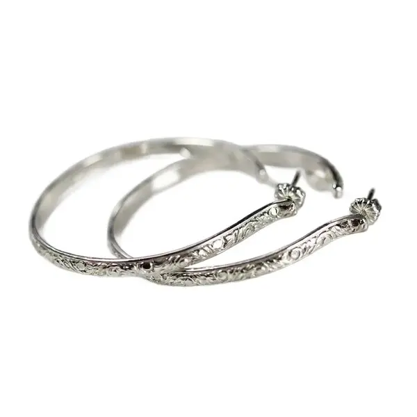 MELT'M JEWELRY Large Oval Sterling Hoop Earrings - Silver